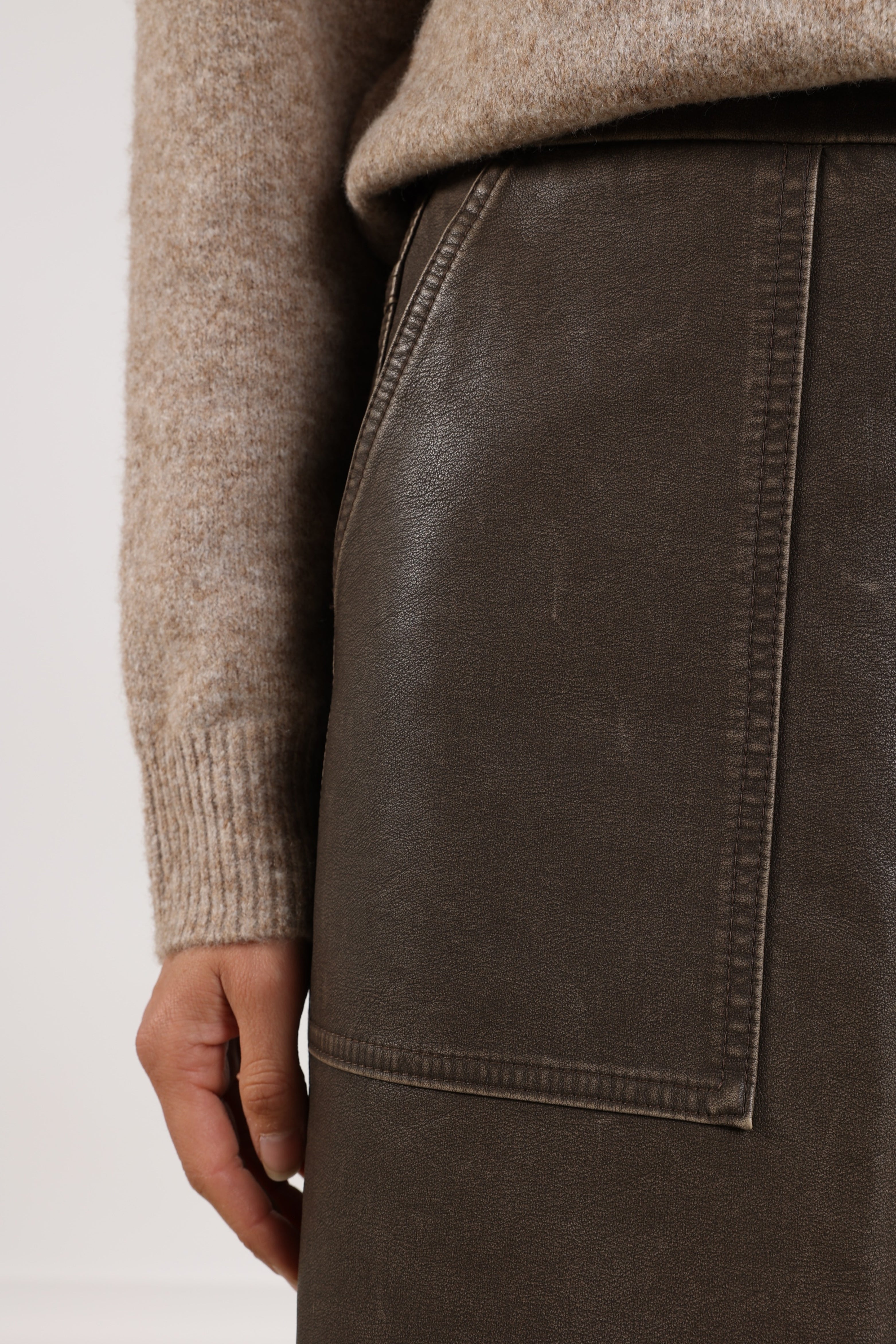 Rok San Francisco Fango NKF10001 | Nukus